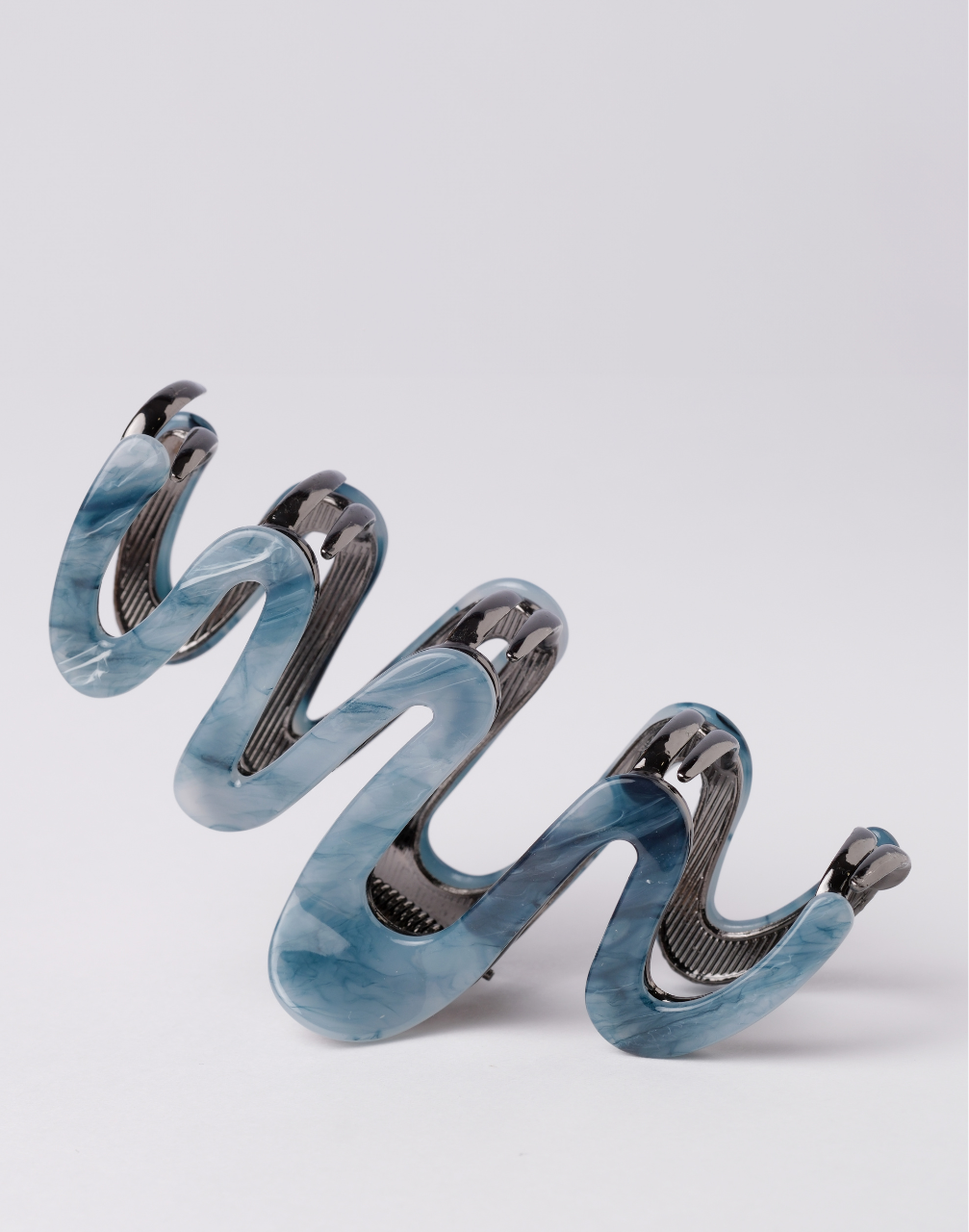 Wavy Twist | Best Hair Clips for Thick Hair | ReverieHair – Reverie Hair